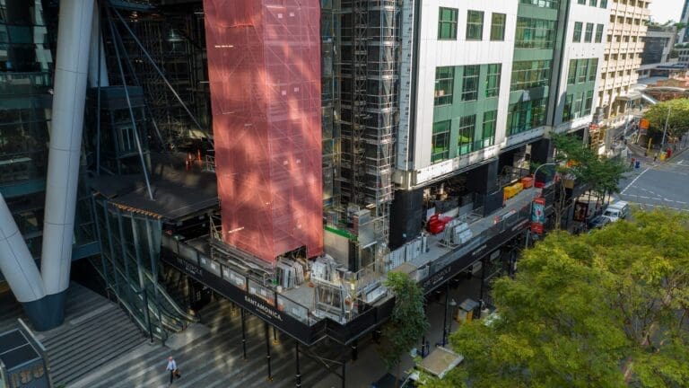 Safe and Reliable Cantilevered & Drop Scaffold Solutions